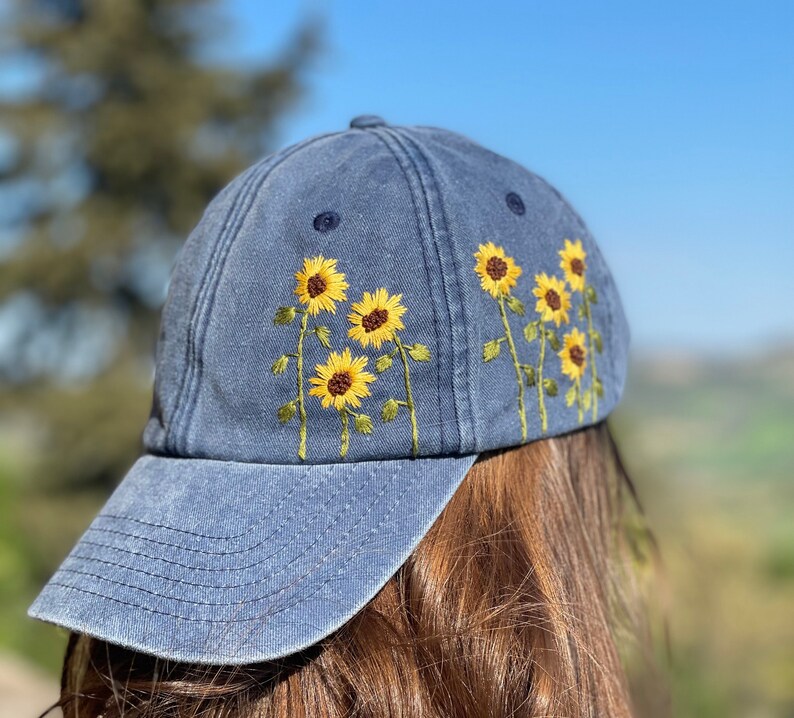 Custom Hand Embroidered Vintage Style Baseball Cap / Floral - Etsy