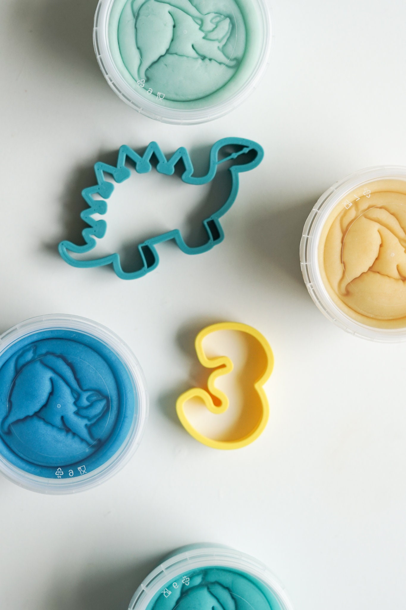 4 YEARS//DINO Gift Set - Stencils, Playdough Jars and Smooth Rolling ...