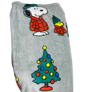 Peanuts Snoopy and Woodstock Christmas Tree Plush Throw Blanket 50x70 ...
