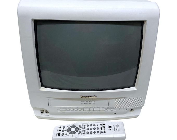 Panasonic 13" Retro Gaming TV VCR Vhs Fm Radio Combo Crt Remote White ...