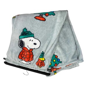 Peanuts Snoopy and Woodstock Christmas Tree Plush Throw Blanket 50x70 ...
