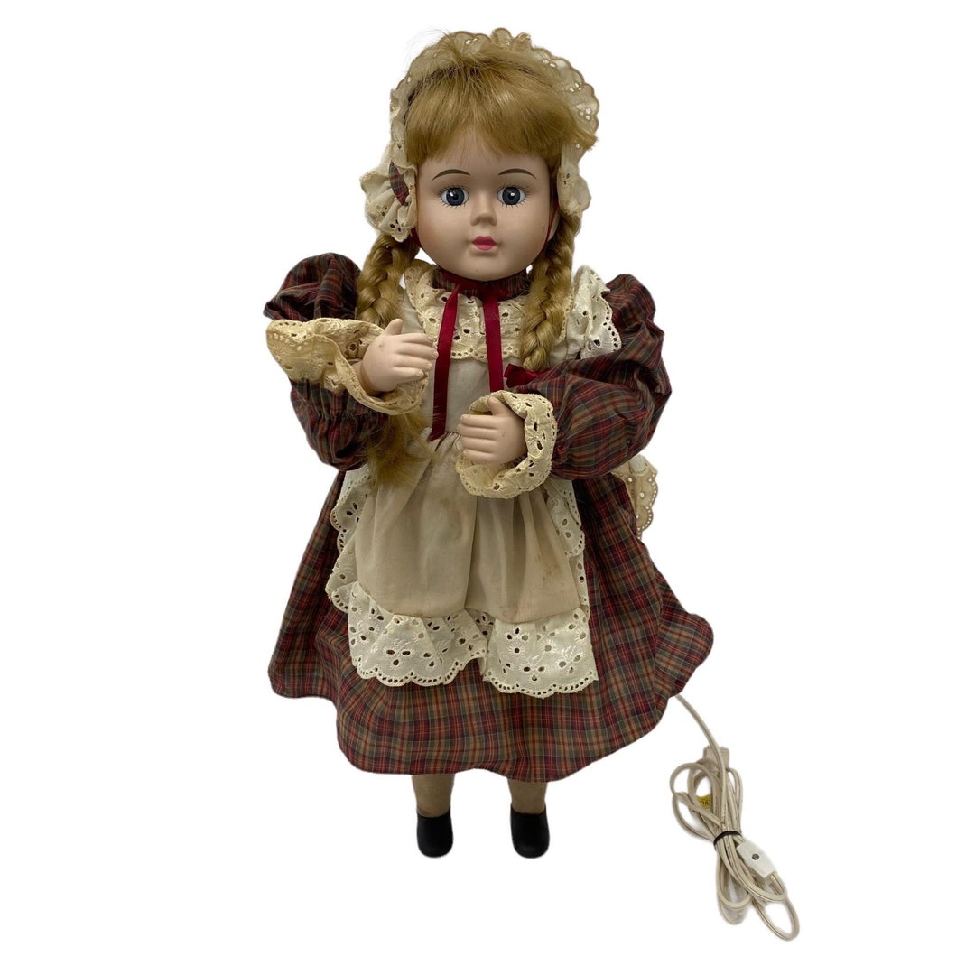 Mechanical Automaton Animated Doll Country Style Plaid Dress Hands ...