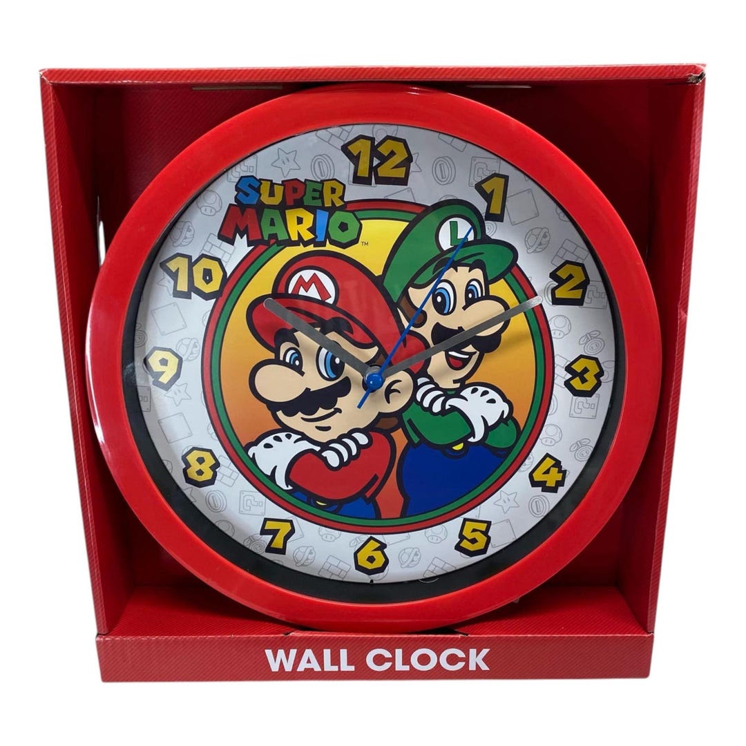 Nintendo Super Mario Luigi Round Wall Clock Analog Display Retro Game ...