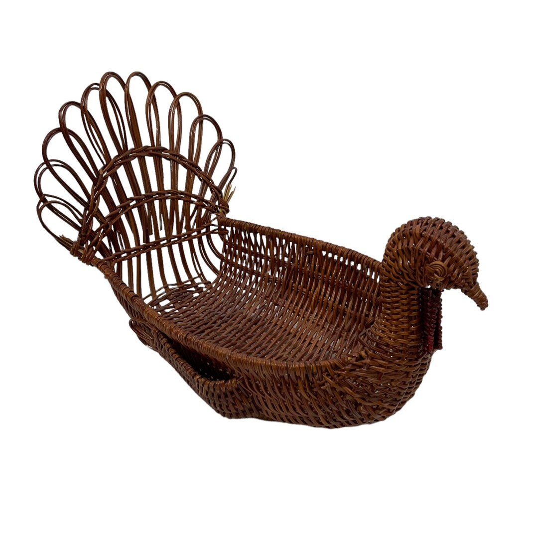 Woven Rattan Wicker Fern Turkey Basket Fruit Bowl Thanksgiving ...