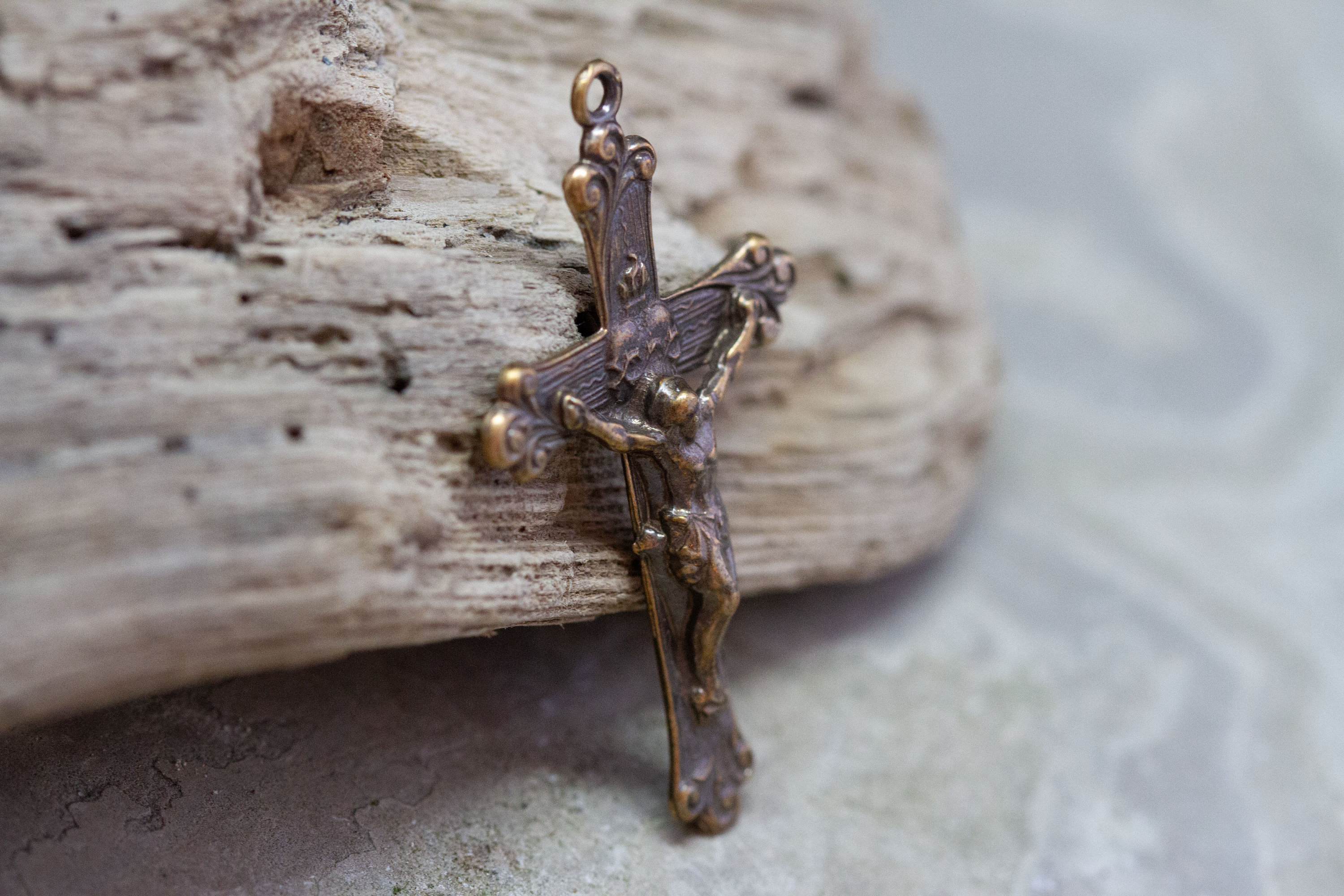 Sacred Heart Scroll Bronze Crucifix - Etsy