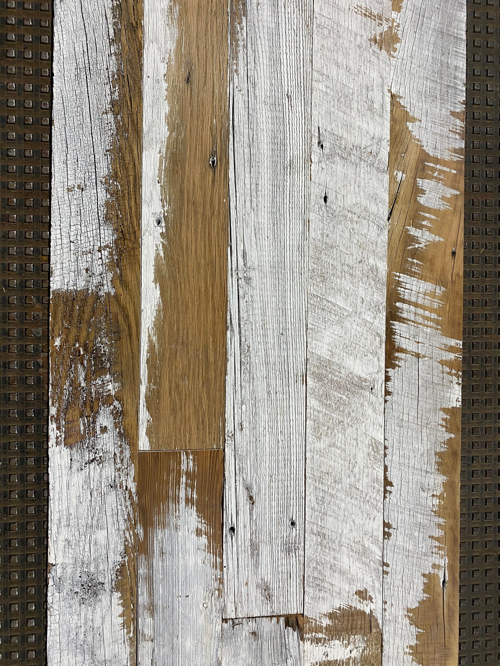 Distressed Creme Barn Siding | Rustic Barn Board | Farmhouse Inspo ...