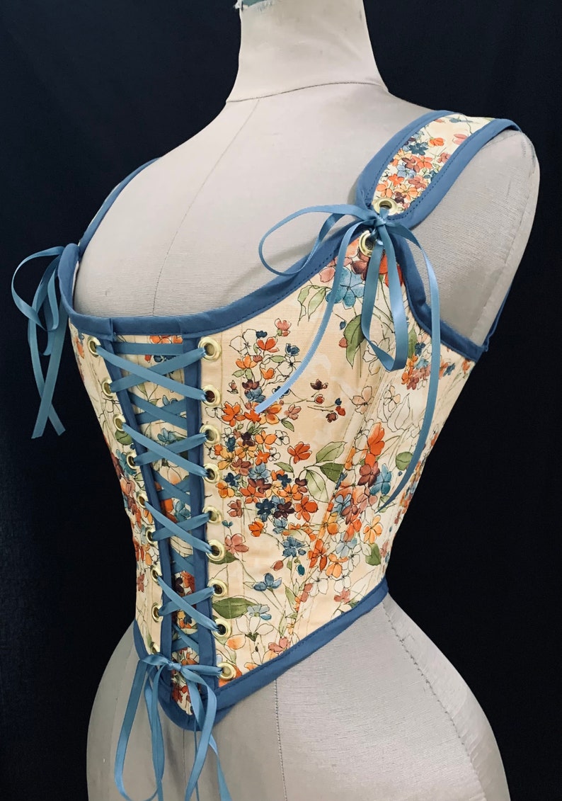 PDF XL Renaissance Bodice With Front Vanity Panel and Adjustable ...