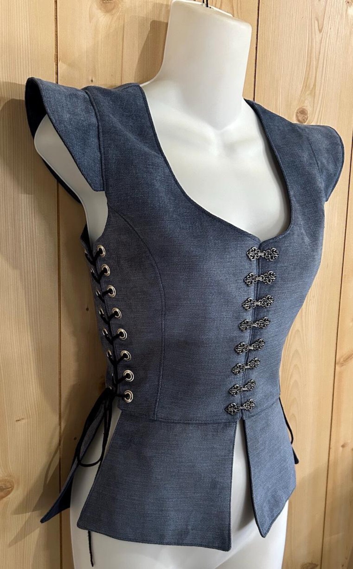 PDF SMALL Women's Medieval Doublet 3125 New Rabbit & Hat Sewing Pattern ...