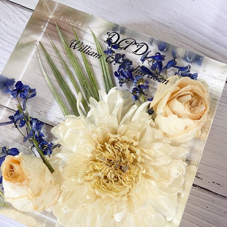 6x6 Custom Engraved Wedding Flowers Bouquet Preservation in a | Etsy