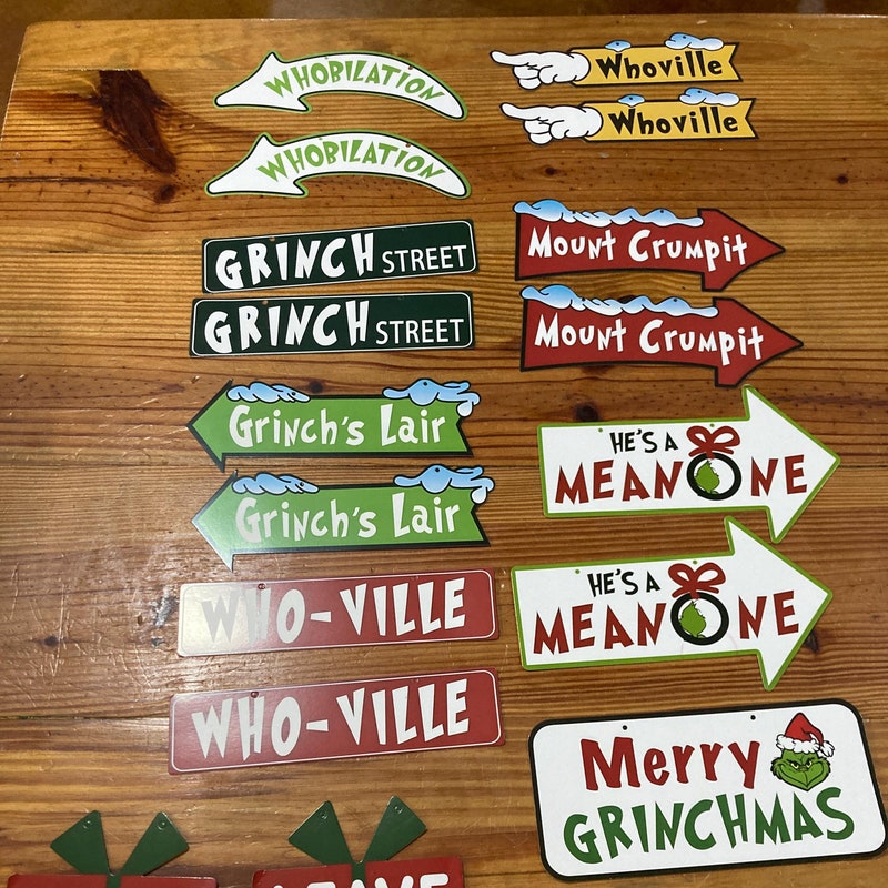 Grinch Sign - Etsy