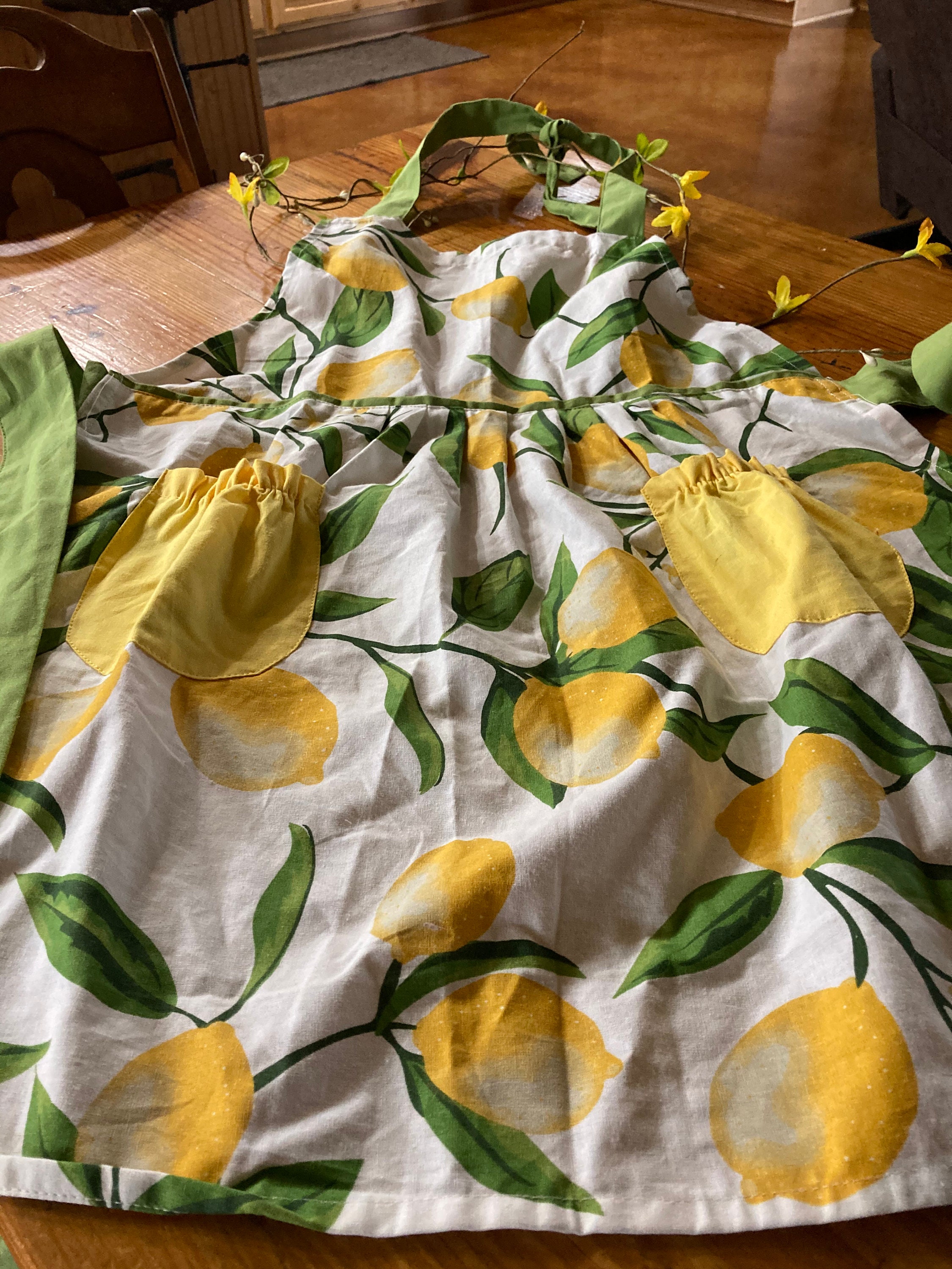 New, Lemon Apron, Lemons, Aprons, Kitchen, Repurposed, A Must Have ...