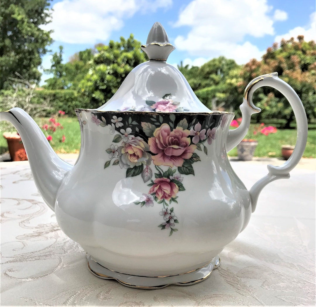 Royal Albert Concerto Tea Pot. Made in England. - Etsy