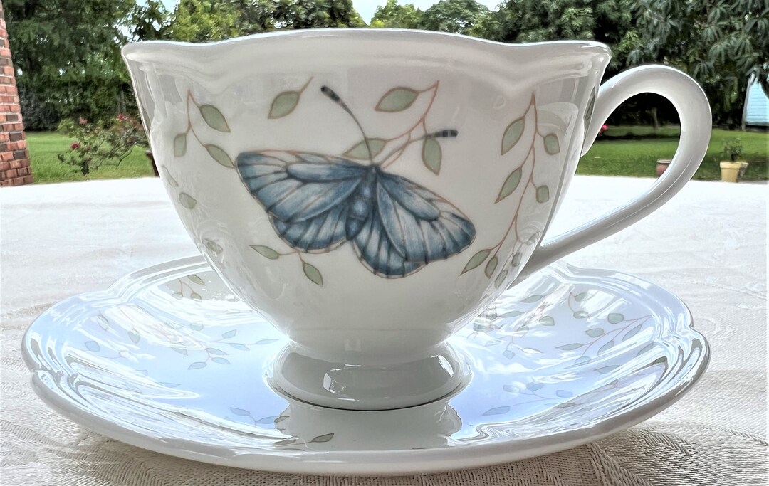 Lenox Butterfly Meadow Tea Cup and Saucer Set. Sold - Etsy