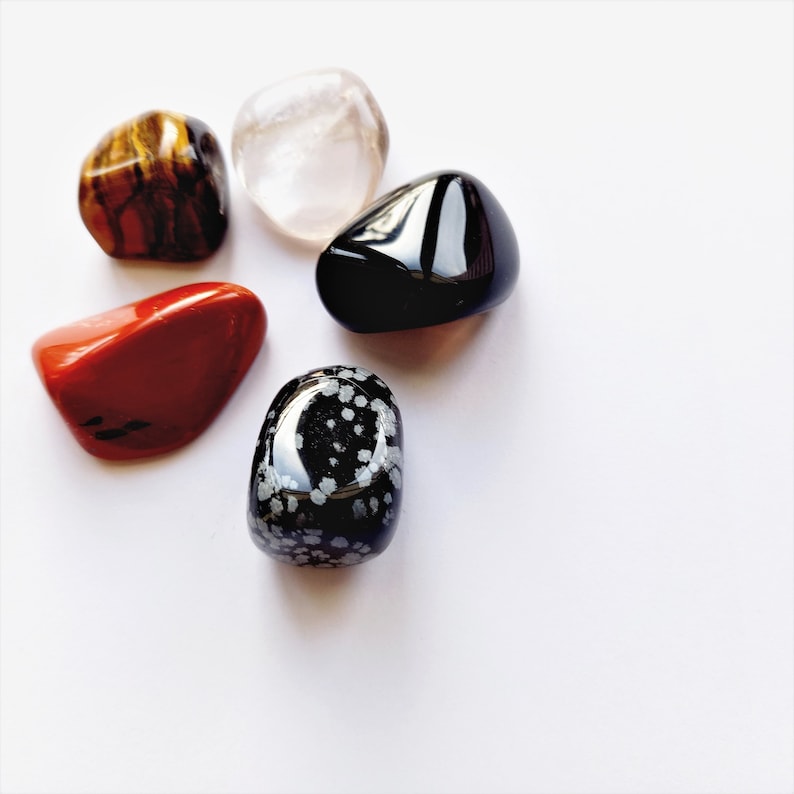 PROTECTION Crystals Set | Crystals and Stones for Protection ...