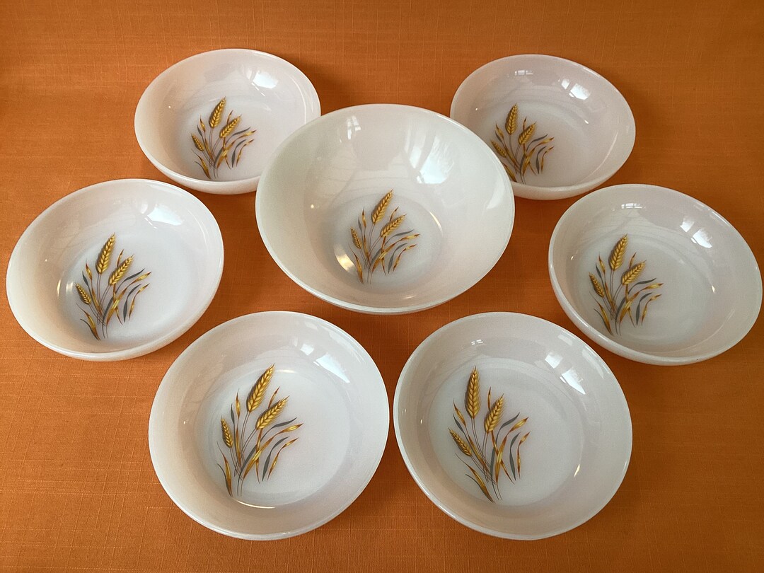 Set of Anchor Hocking Fire King Serving Bowls in the Wheat Pattern (1 ...
