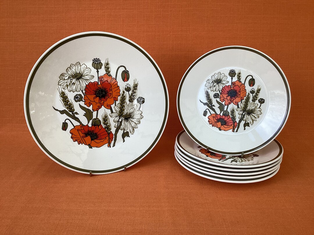 1970s J&G Meakin Poppy 9 Salad Plate, Studio Meakin Poppy 7 Tea Plates ...