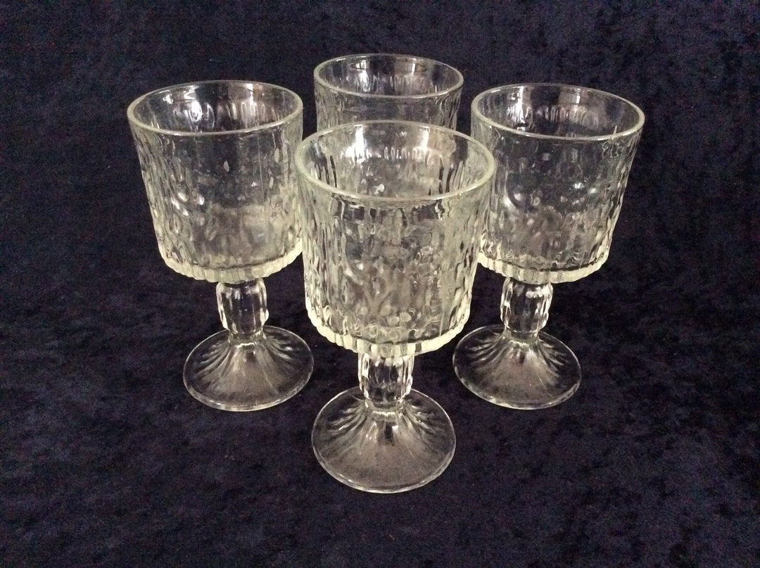 1970s Ravenhead Siesta Wine Glasses (set of 4) - Textured Bark Glass - Etsy
