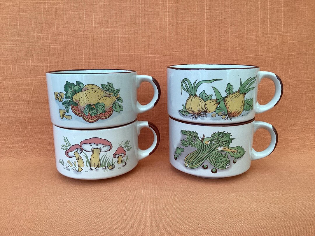 Set of 4 Retro Soup Bowls With Handles in 4 Different Designs: Chicken ...