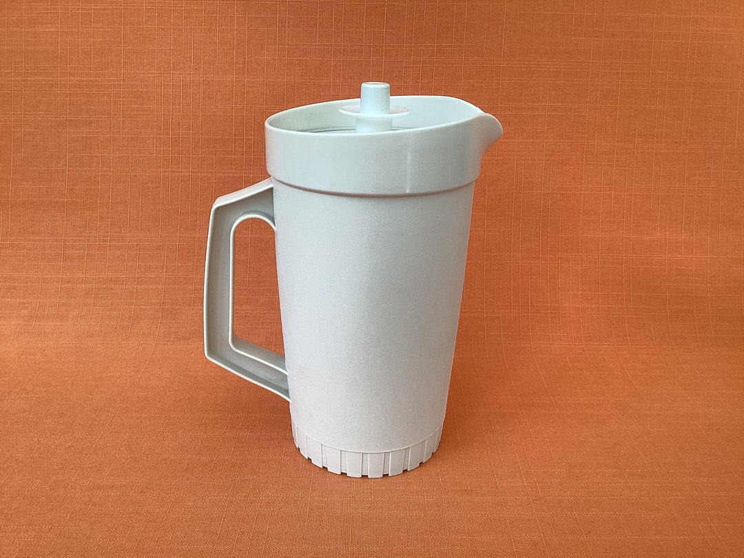 1970s Tupperware Jug With Airtight Lid, One Litre Tupperware Jug With ...