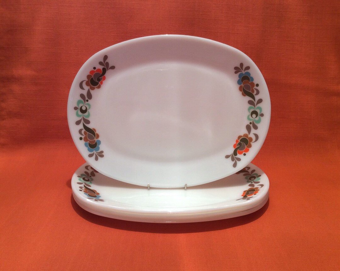 Set of 4 JAJ Pyrex Carnaby Tempo Oval Steak Plates, 1970s JAJ Carnaby ...