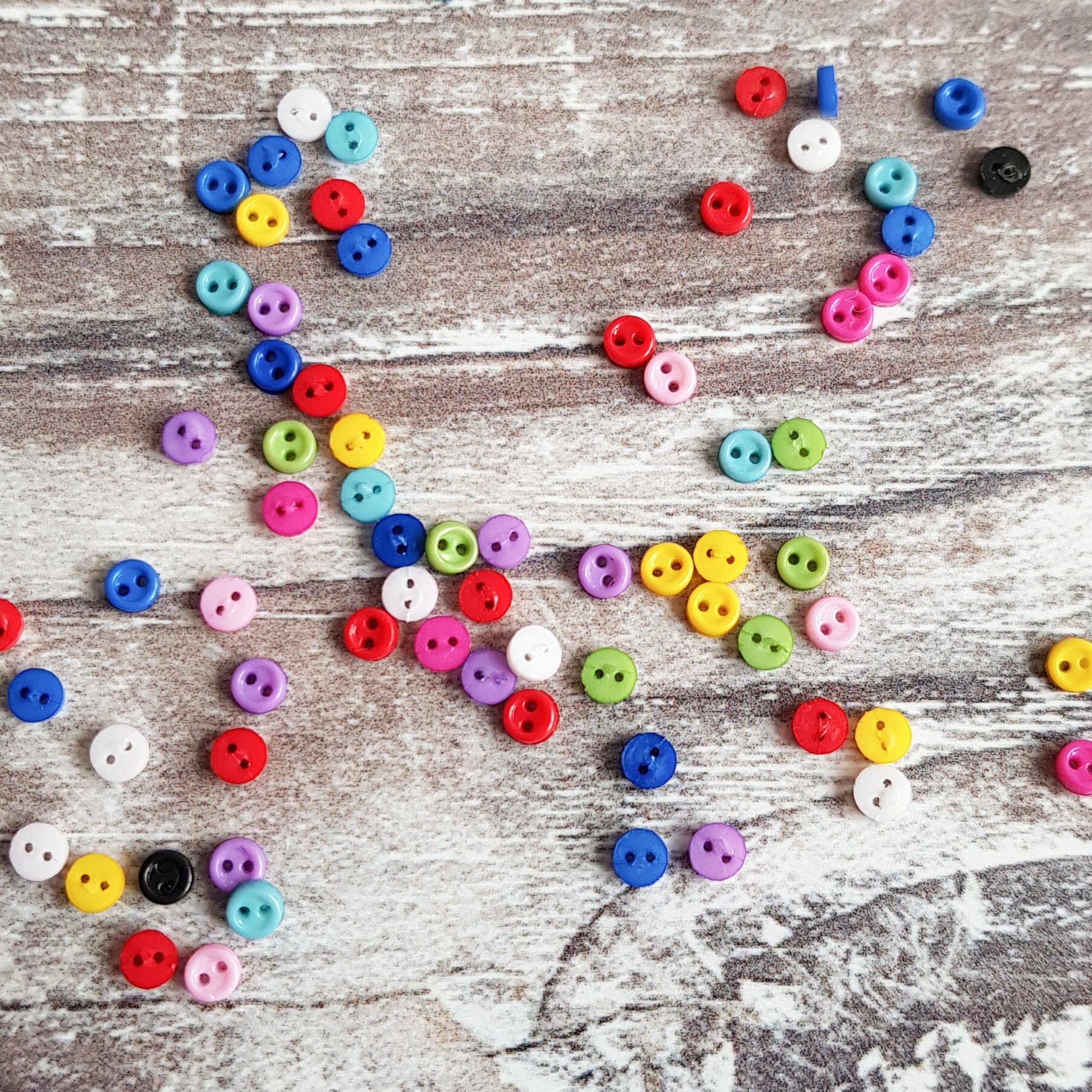 Really tiny buttons 3mm micro buttons uk little buttons small buttons ...
