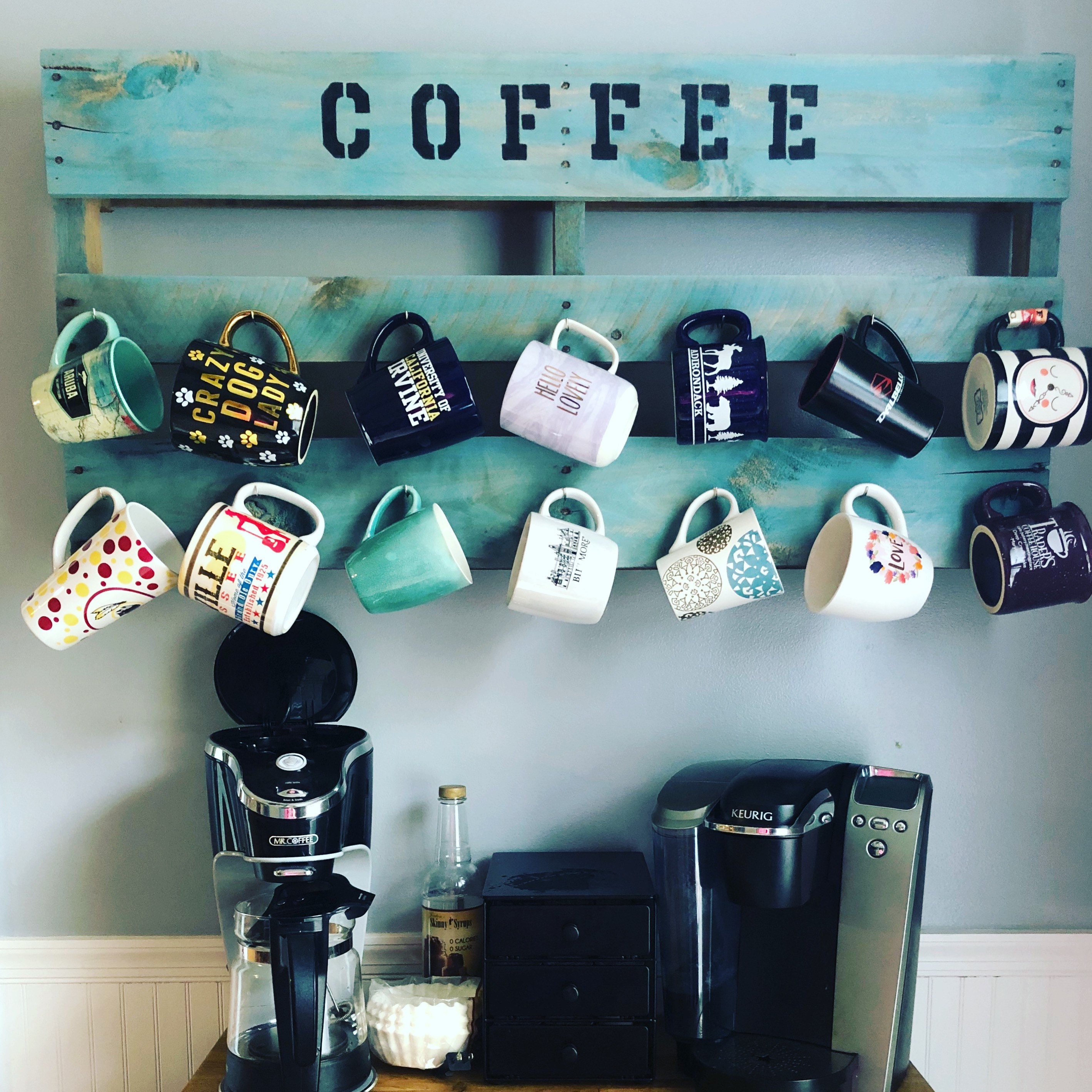 Rustic Pallet Wood Coffee Mug Rack - Etsy