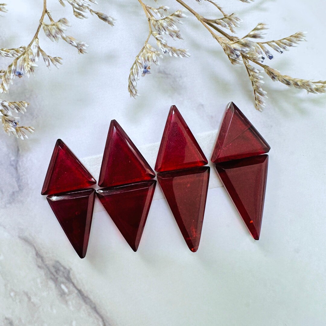 Small Red Triangle Rosarita, Set of 8 - Etsy