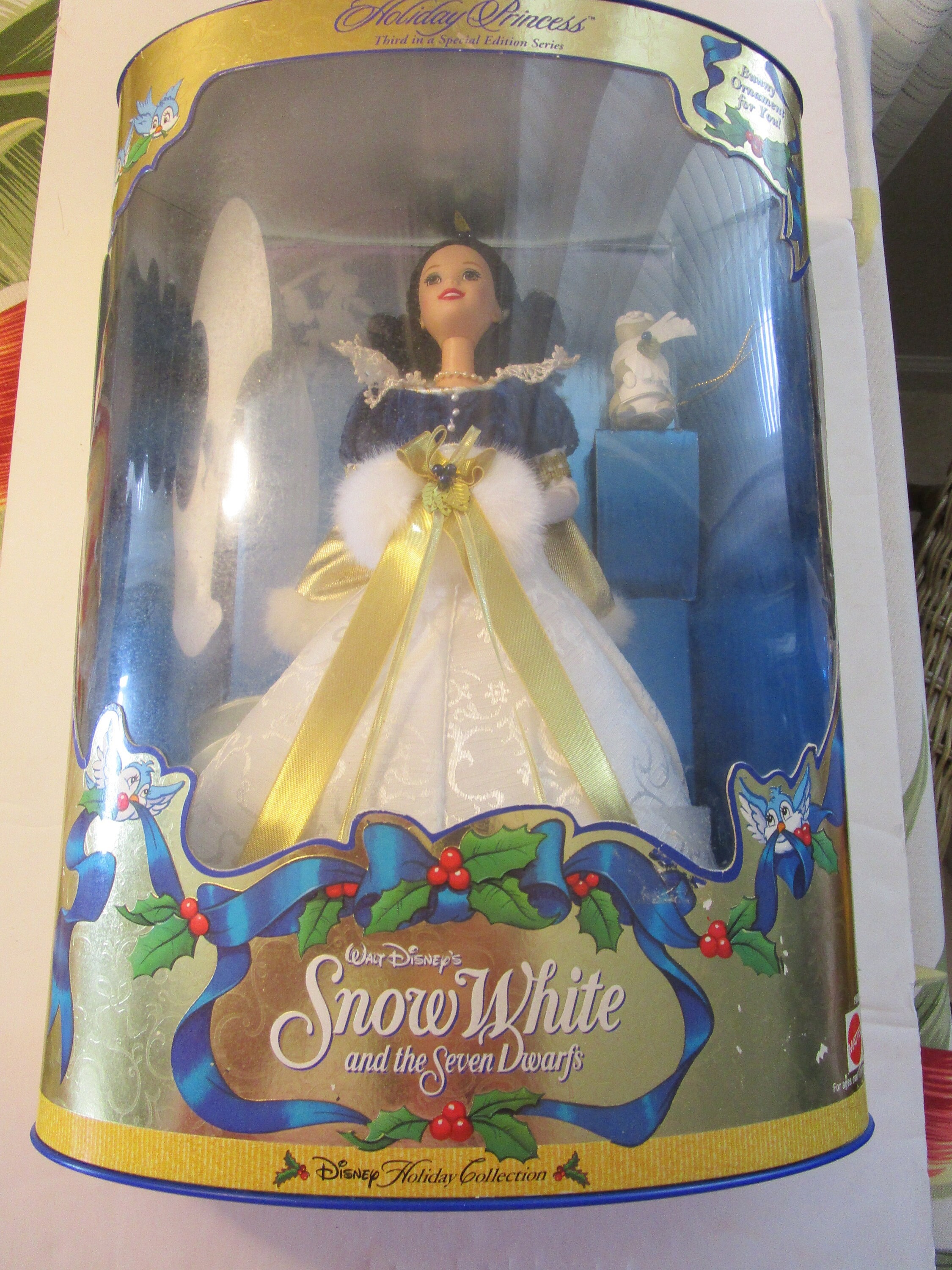 Walt Disney's Snow White Holiday Princess Special Edition Doll - Etsy