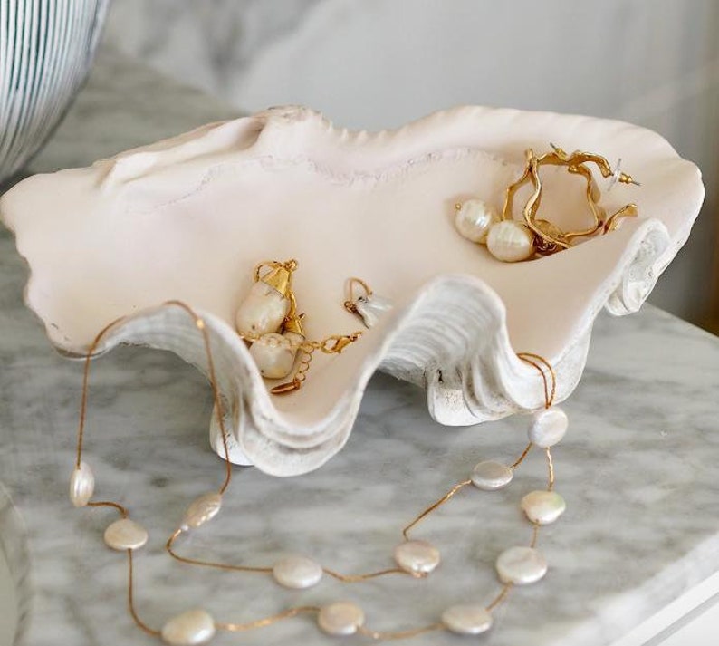 SPECIAL PRICE Ruffled Giant Clam Birthday Day Gift Faux - Etsy