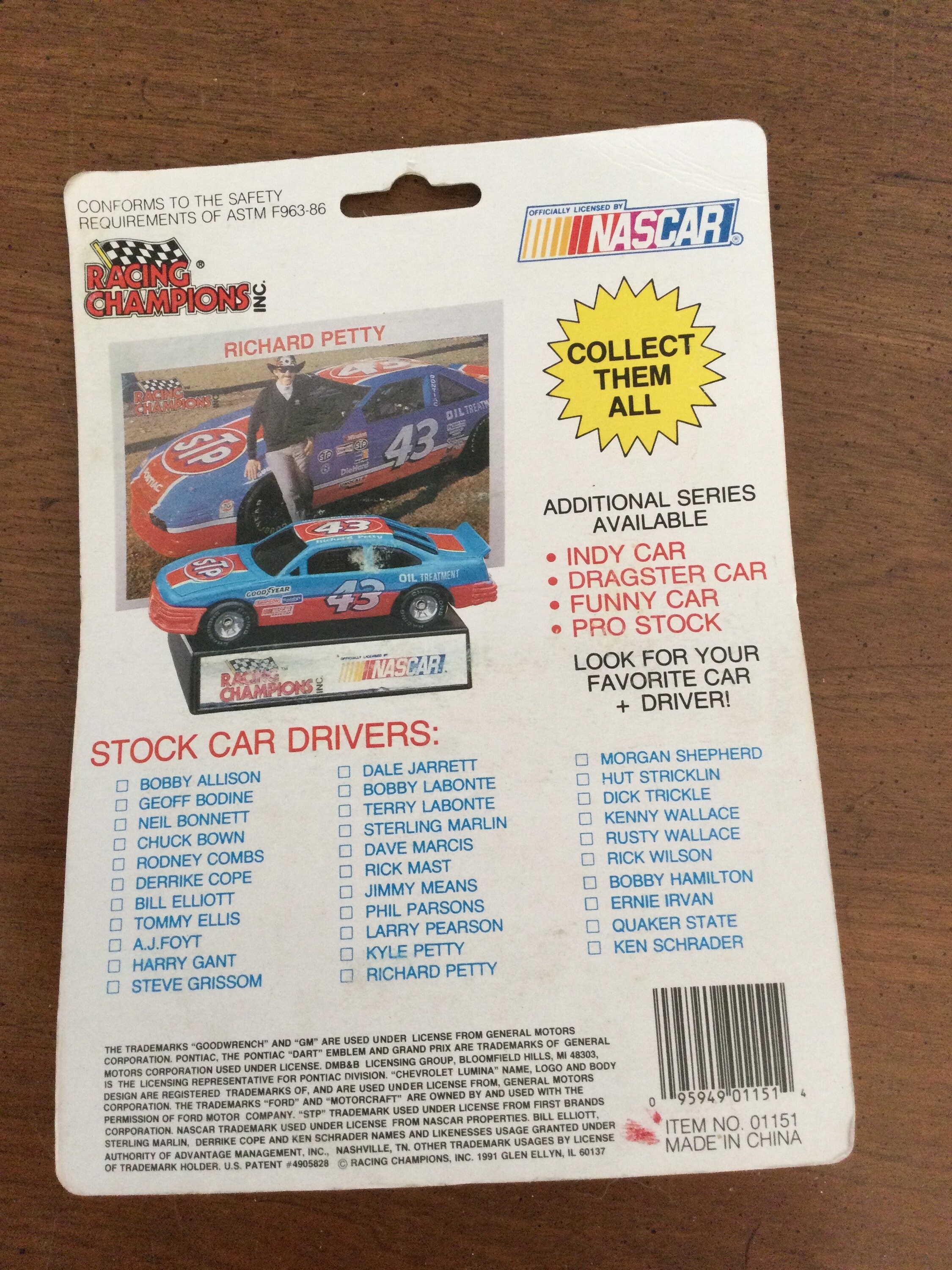 Ultra Rare Racing Champions Stock Car W/trading Card 1:64 J. D ...