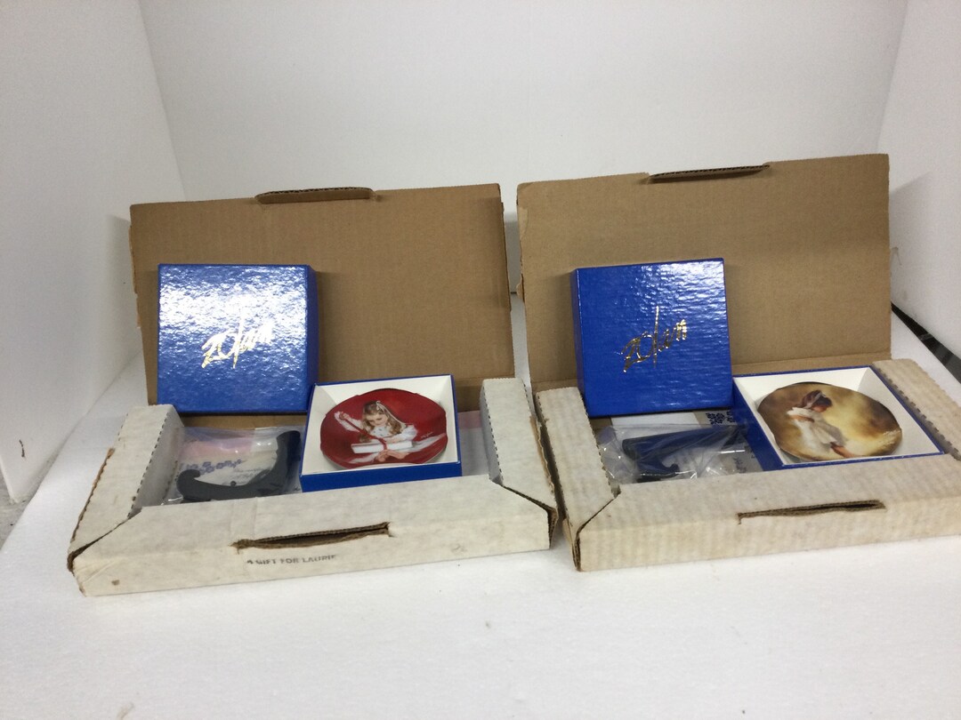 2 Vintage Miniature Collector Plates by Zolan 1985 - Etsy