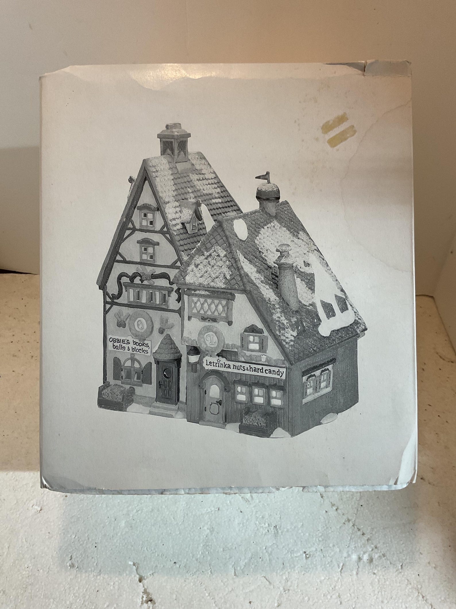 Dept. 56 North Pole Series “ Obbie’s Boks & Letrinkka’s Candy “ - Etsy