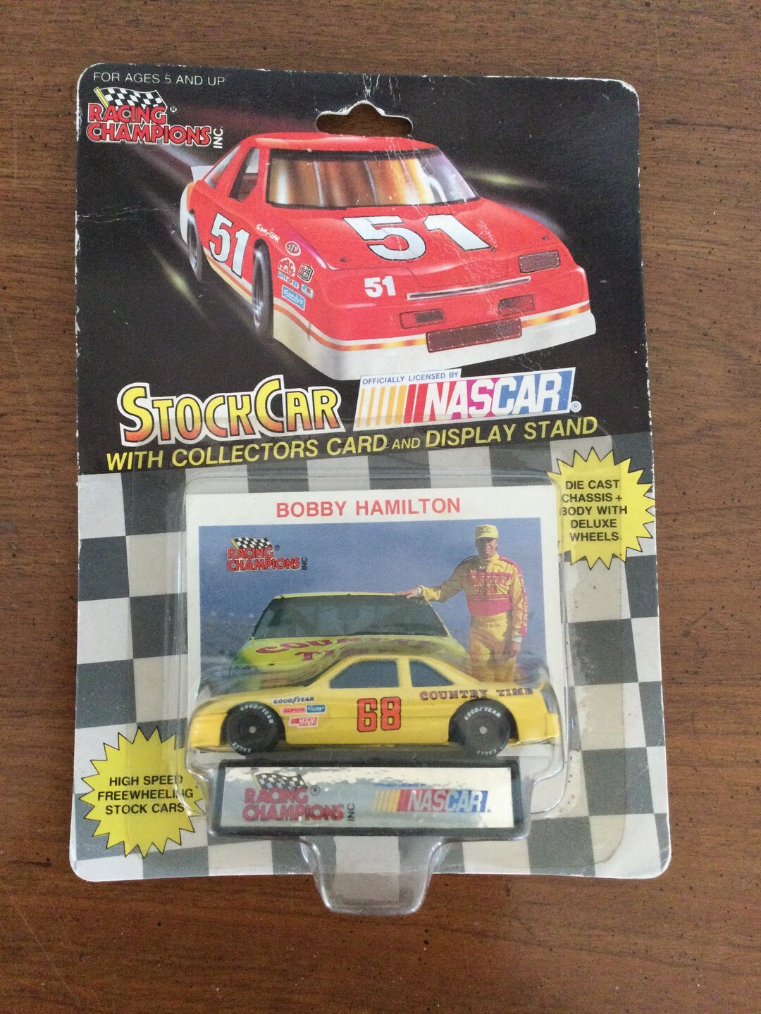 Racing Champions Stock Car W/trading Card 1:64 Bobby Hamilton # 68 MOC ...
