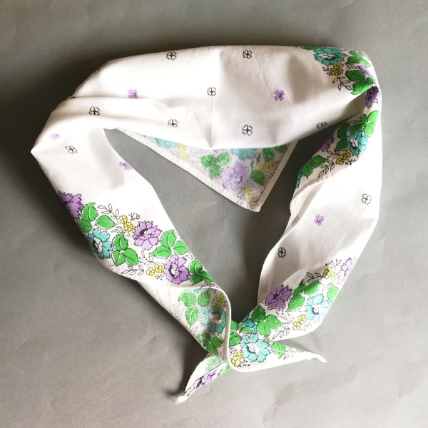Triangle Head Scarf - Etsy UK