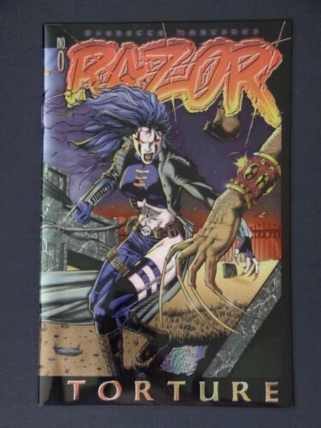 Razor/torture 0 london Night Studios 3560 - Etsy