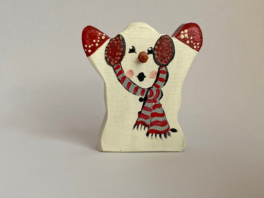 2-1/2 Inch Wooden Caroling Snowman With Earmuffs, Mittens, and Scarf ...