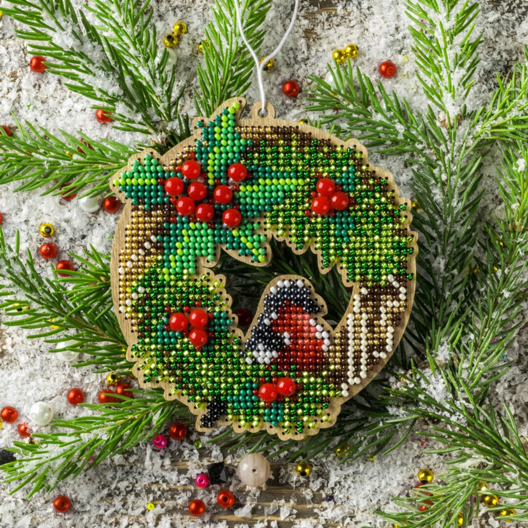 Christmas Wreath With Bullfinch Bead Embroidery Kit on Wood Kit ...