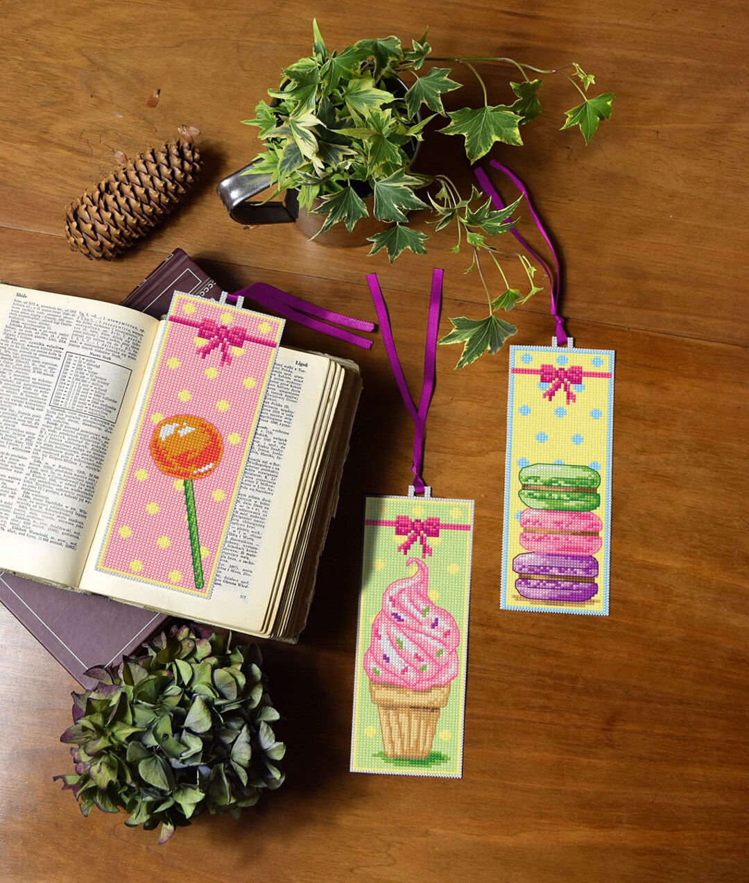 DIY Bookmarks - Sweets. Counted Cross-stitch on the Plastic Canvas ...