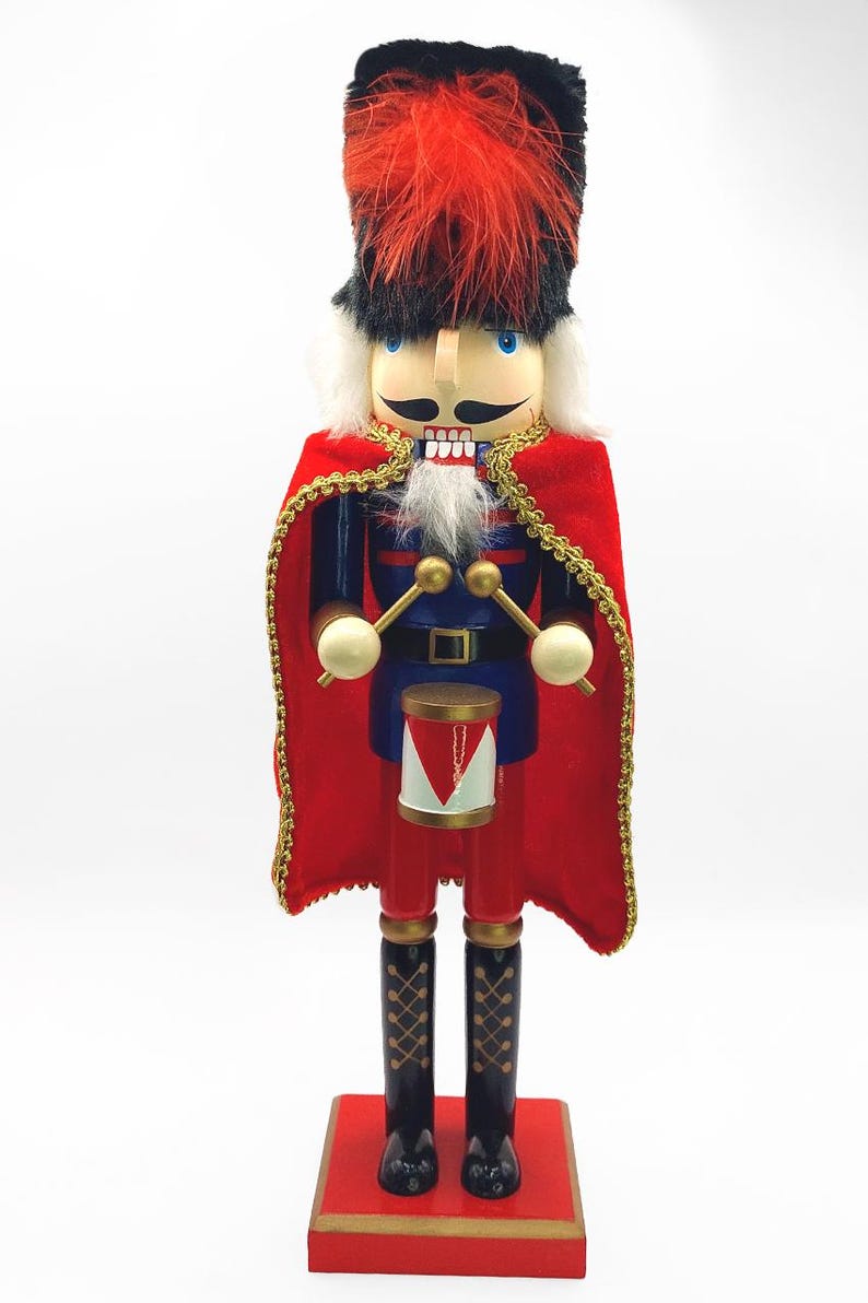 Set of 2 Nutcracker King Figures 14.96 In. Classic Wooden Christmas ...