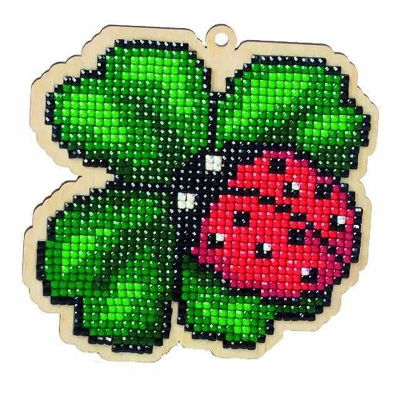 Ladybug Diamond Painting Charm Kit by Wizardi. Beginner Insect - Etsy