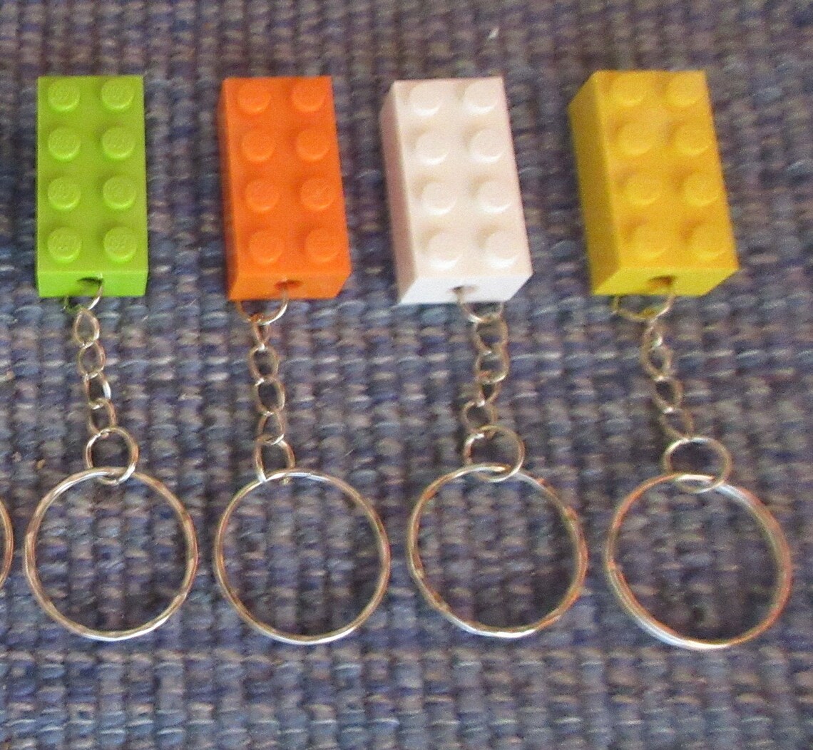 20 Key Chains Made Out of LEGO Bricks 2x4 Key Ring Key Chain Great ...
