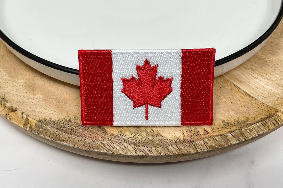 CANADA FLAG EMBROIDERED Iron on Patch Heat Adhesive Backing Patches Old ...