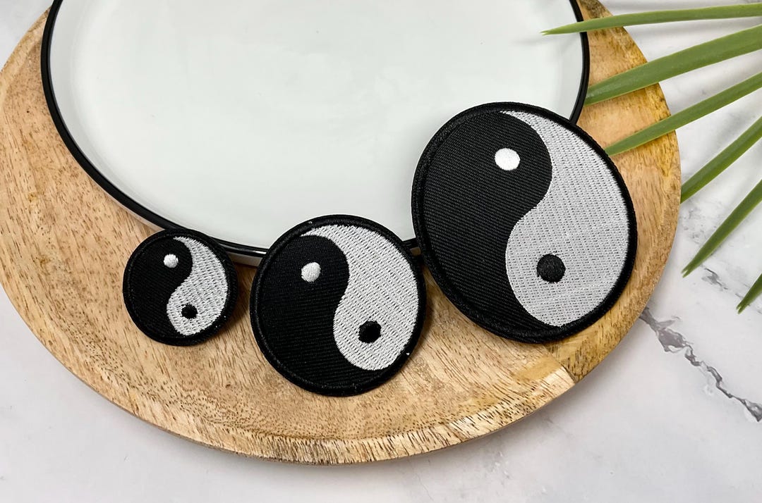 YIN YANG Embroidered IRON on Patch Heat Adhesive Patches Decoration ...