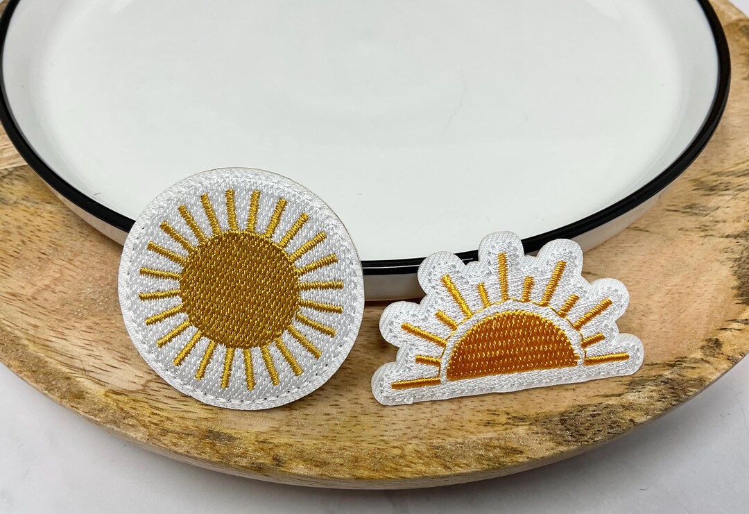 SUN IRON on PATCH Sun and Moon Embroidered Heat Adhesive Decoration Yin ...