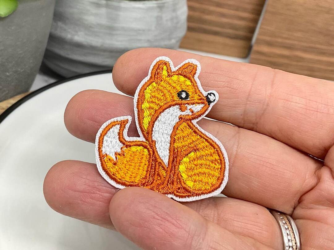 FOX IRON on PATCH Embroidered Heat Adhesive Fox Wild Animal Patches ...