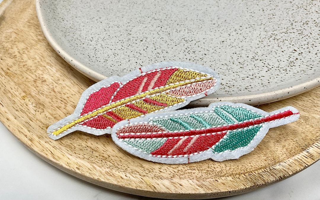 Embroidered PATCHES FEATHER Outdoors Mountain Feather Embellishment ...