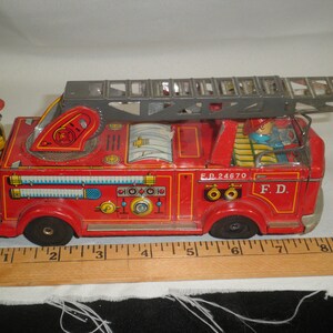 Vintage 1950's Tin Toy Fire Engine W/ringing Bell Japan - Etsy