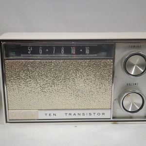 Elgin 1960's Ten Transistor AM Radio Works - Etsy