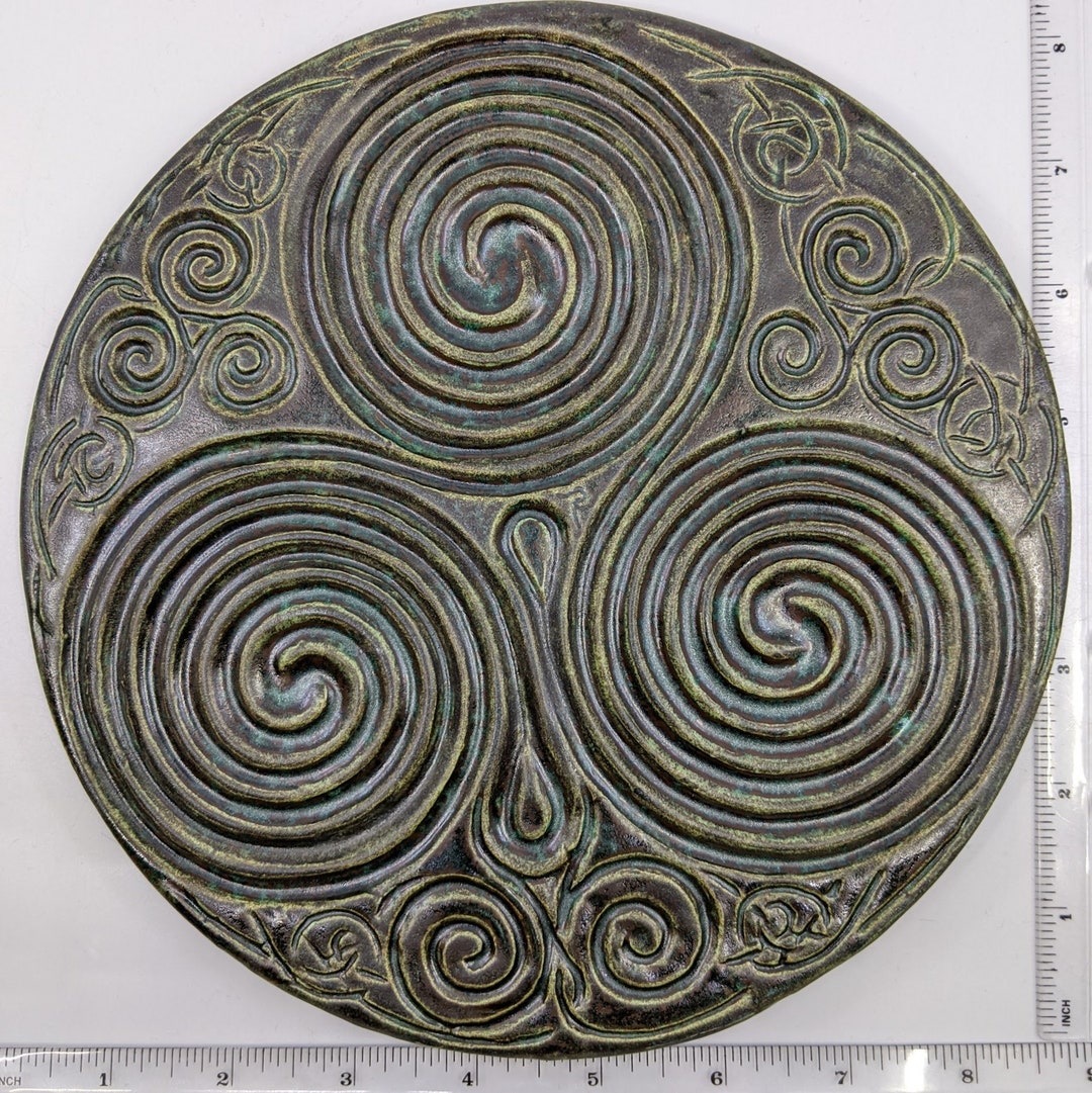 New Designs! Ceramic Plate Sized Finger Labyrinths - Meditation Prayer ...