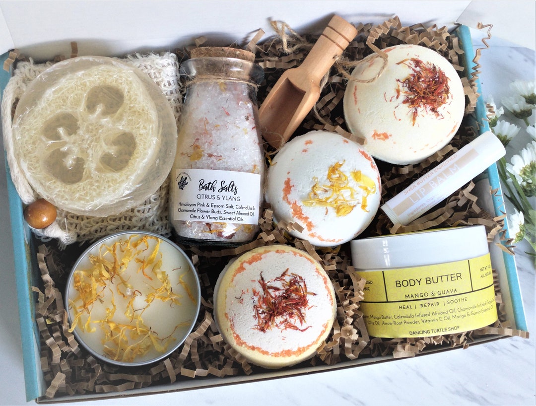 Personalized Spa Gift Set for Women | Self Care Basket, Birthday ...